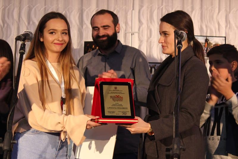 Liridona Rrahmani shpallët fituese e fotografisë “Flakadani i Karadakut ...